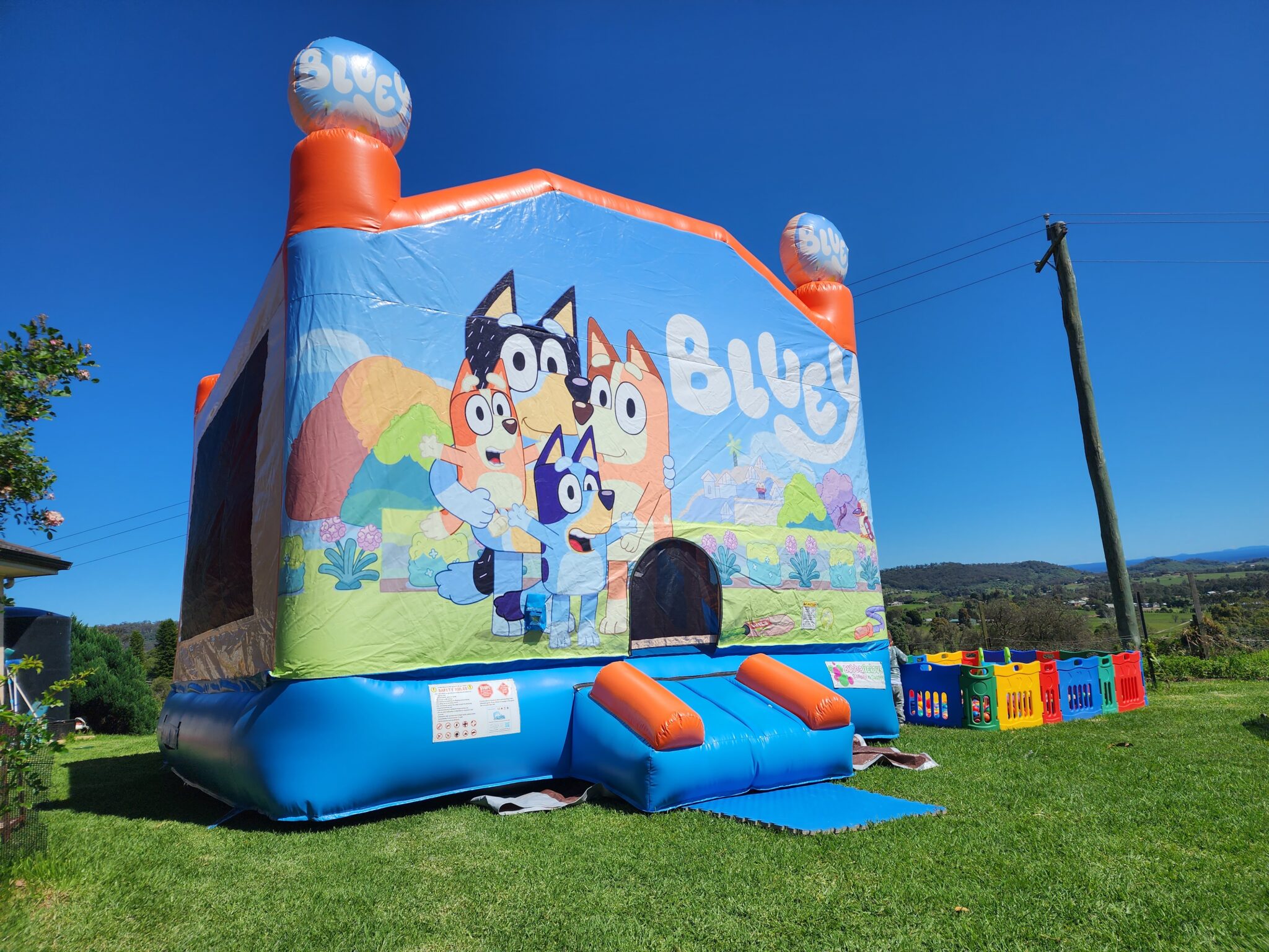 Jumping Castle - Bluey Large - Bubbalicious BallPits n Castles